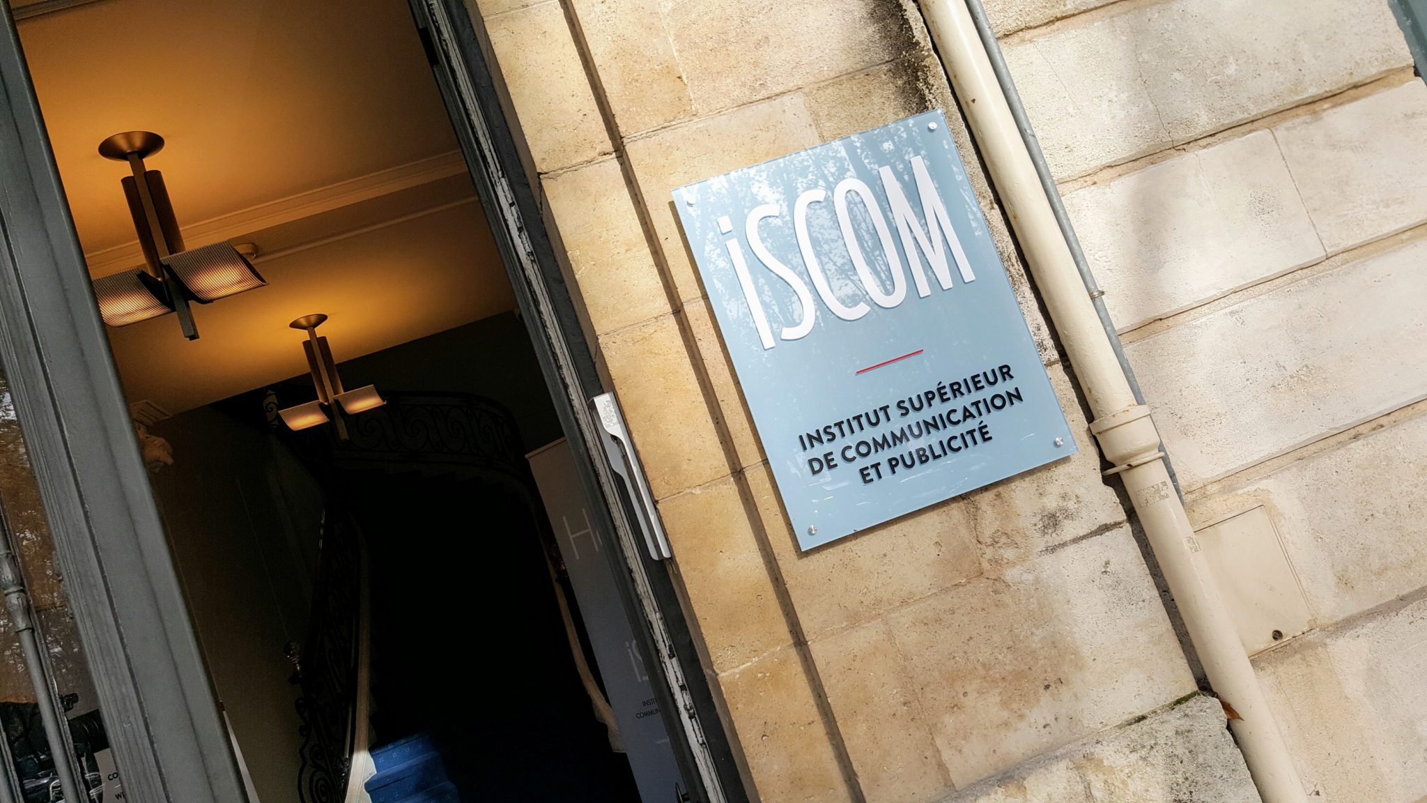 ISCOM : la célèbre école s’implante à Bordeaux - APACOM